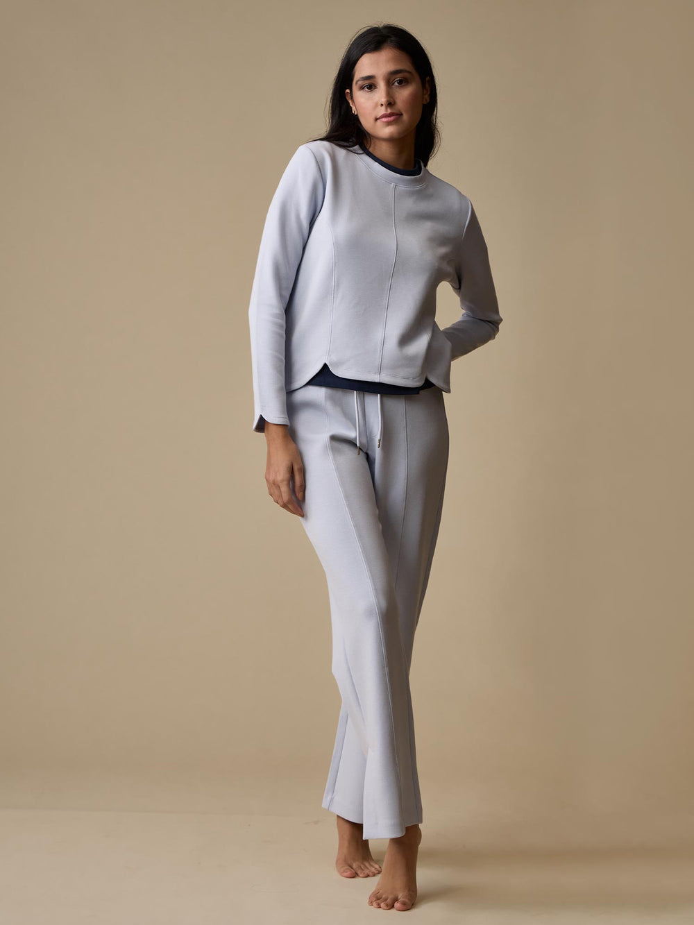 Tulip Lounge Collection