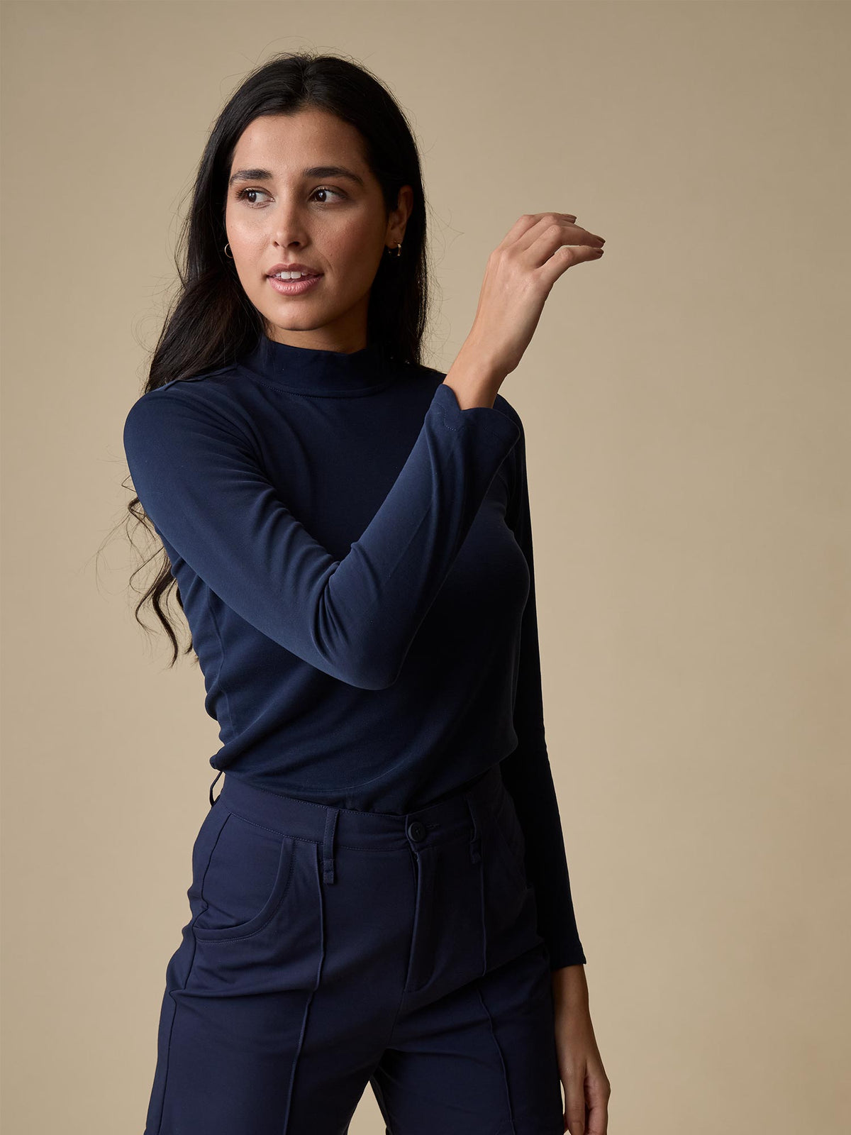 Long Sleeved Modal Keyhole Top | Ladies Golf Apparel | A. PUTNAM